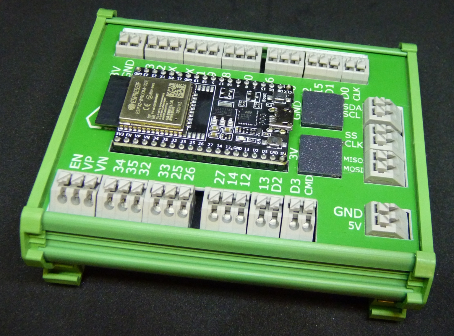 PLC-X ESP32-Devkit termial shield - PLC-X